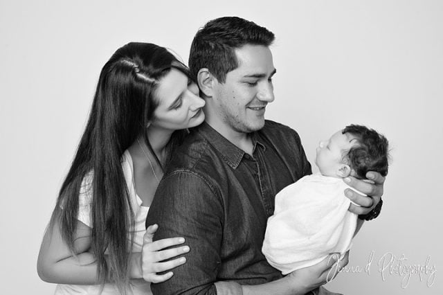 newborn photos for a one month old baby Teagan Leah - yes it can be ...