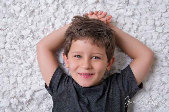 newborn photos for a one month old baby Teagan Leah - yes it can be ...